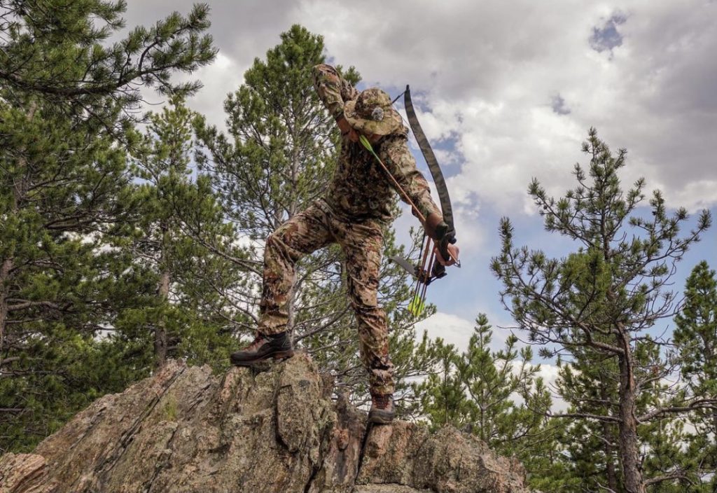 Kifaru's Aron Snyder on Compound Bow Versus Stick Bow