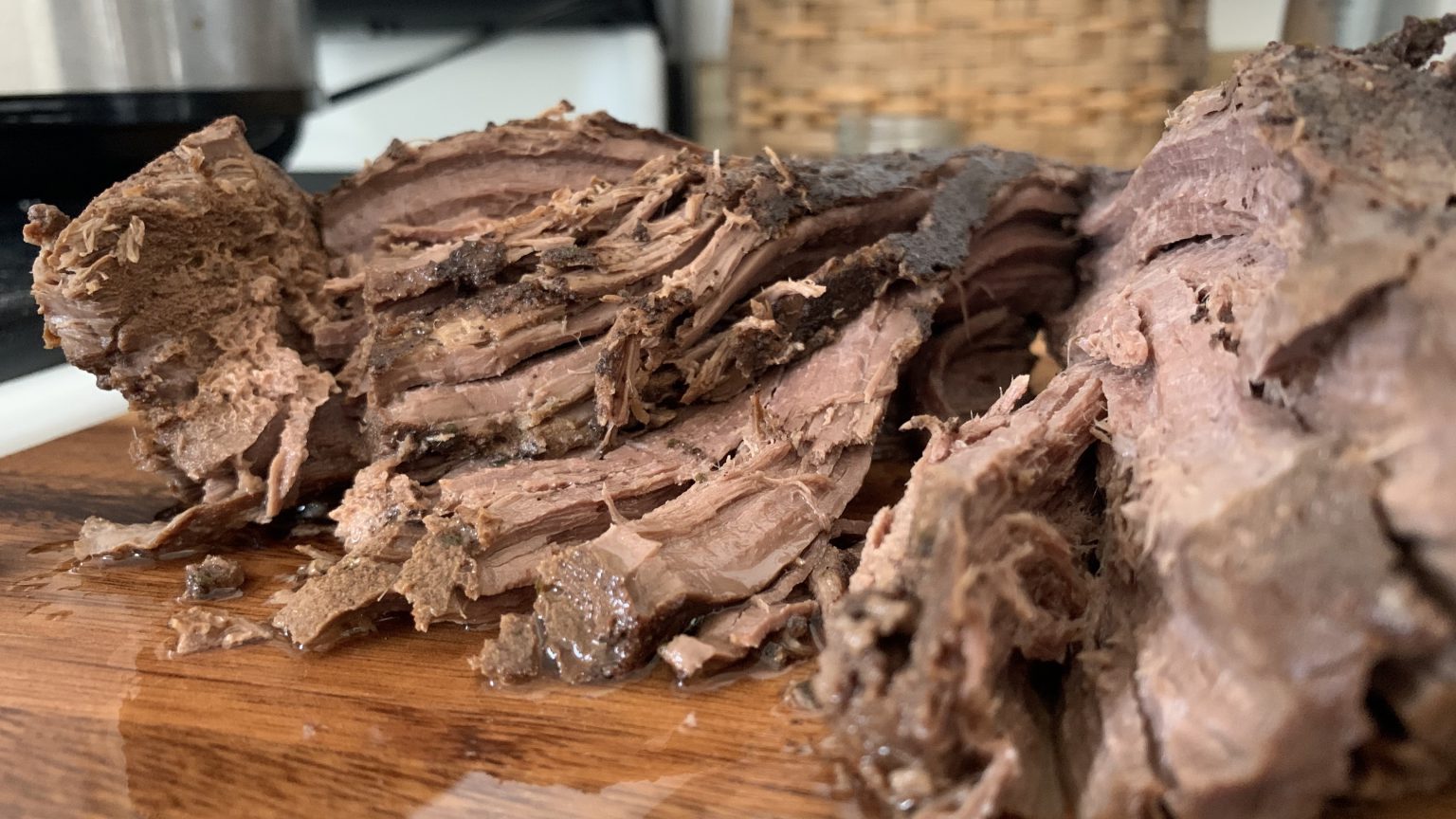 How to Make A Slow-Cooked Pulled Venison Roast