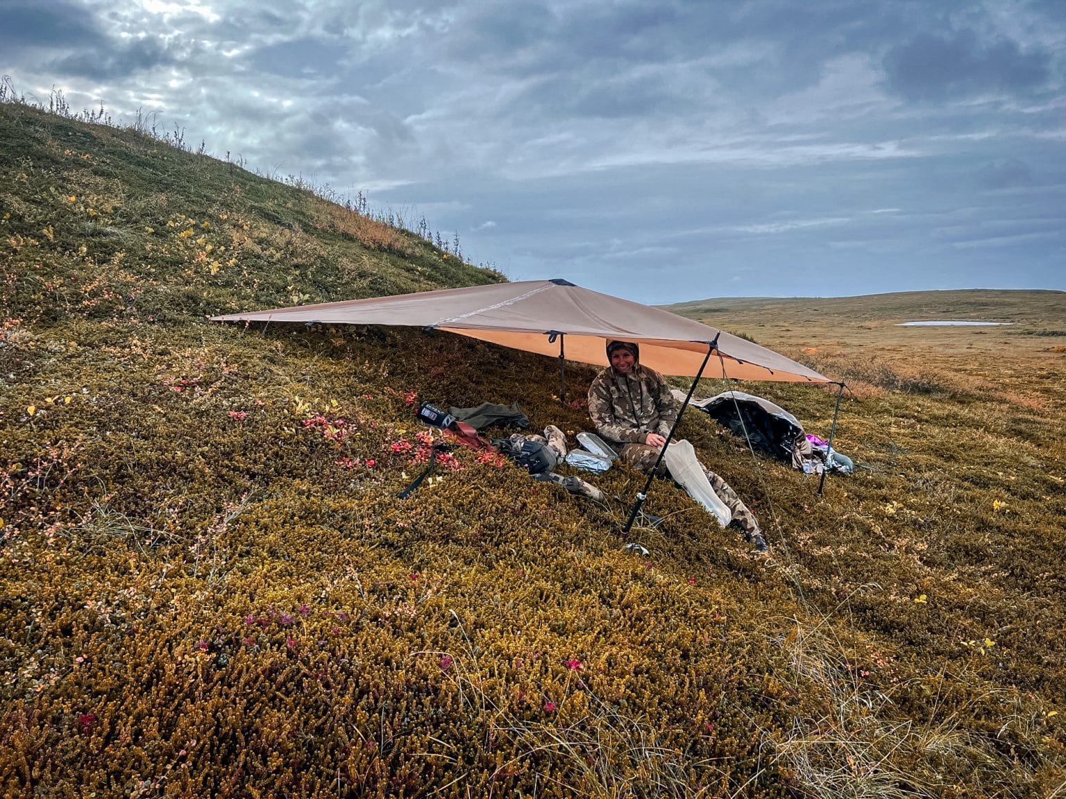 Badass AK Hunters Kill Charging Moose, Shoot Massive Bull