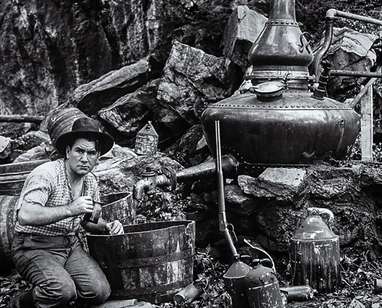 How NASCAR Was Born of Bootlegging and Daredevils