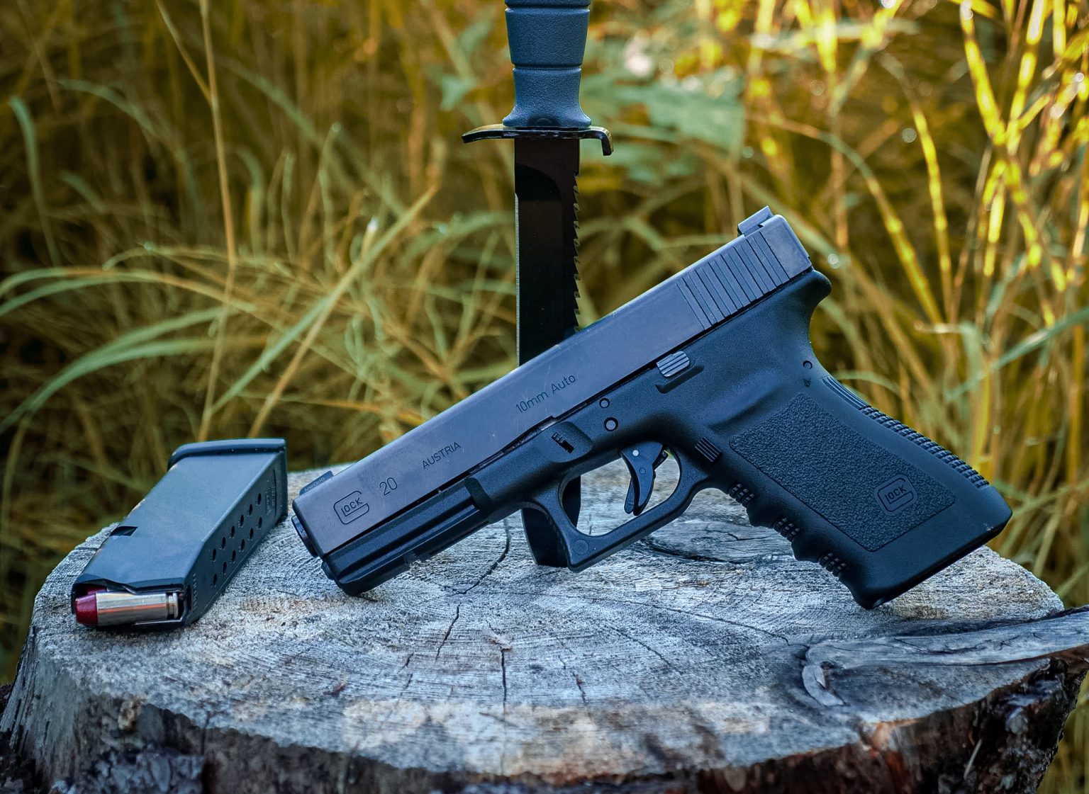 The 10mm Was Too Much for the FBI — and for Don Johnson